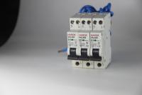 China VAL003 Residual Current Operated Circuit Breaker With Over-Current Protection RCBO With Rated Breaking Capacity 6kA for sale