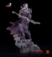 China Custom Resin Anime Figure Statue Handcrafted Collectible 1 Piece Decoration for sale