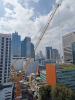 China 6000kg Luffing Jib Tower Crane 6 Ton Skyscraper Crane QTD80-6 for sale