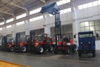 China 3.5 Ton Rough Terrain Forklift 4WD 3000mm Lifting Height Open Cab Industrial for sale