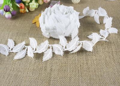 China Milk Silk Water Soluble Chemical Polyester Lace Trim For Dresses Feather Pattern for sale