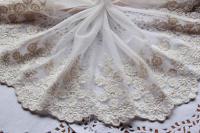 China Plum Blossom Embroidery Floral Nylon Lace Dress Fabric By The Yard 5.5” Width for sale