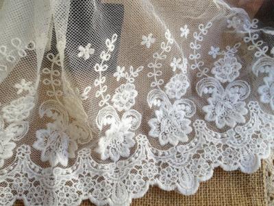 China White Embroidery Flower Cotton Nylon Mesh Lace Fabric 6.29'' Width For Garment for sale
