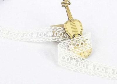China 2.5cm Width Flat Cotton Embroidered Lace Trim Scalloped Edge Water Soluble for sale