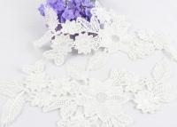 China Fashion Polyester Lace Neckline Applique With Floral Embroidered For Clothing for sale