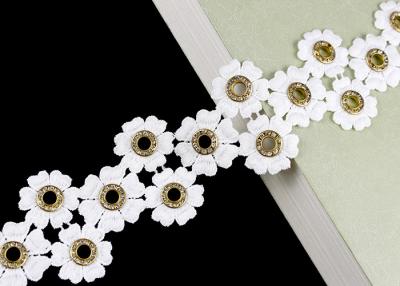 China Glitter Inlay Crystal Diamond Nickle Eyelet Lace Trim Embroidered Customized for sale