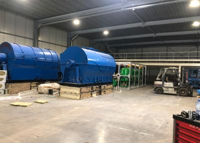 China Plastic Catalyst Diesel Small Pyrolysis Plant No Pollution for sale