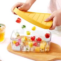 China Premium Silicone Wholesale small Square Ice Cube Mold With Lid and Bin for sale