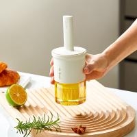 China Spill Proof 300ml Barbecue Bbq Oil Bottle Silicone Oil Brush Bottle for sale