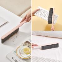 China Plastic Long Handle Soft Bristle Bed Dusting Brush Bed Cleaning Brush for sale