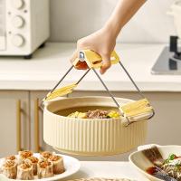 China Anti Scald Clip Hot Dish Non Slip Gripper Plate Bowl Clip Holder Retriever Tongs Silicone Handle Kitchen Tool for sale
