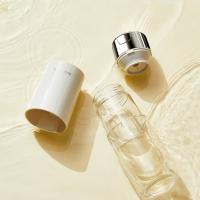China 280ml 500ml Kitchen Glass Auto Flip Oil Dispenser Cooking Leakproof No Drip Stainless Steel Cap Oil Container Soy Sauce Bottle for sale