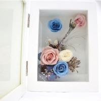 China Everlasting Preserved Rose Gift Box Photo Frame Soft Touch Lasted For Long Time for sale