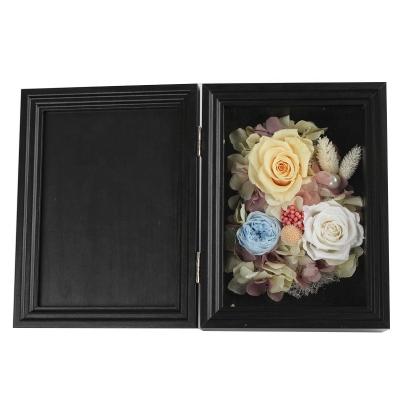 China Colorful Dried Flower Photo Frame Eco Friendly Great For Christmas Decoration for sale