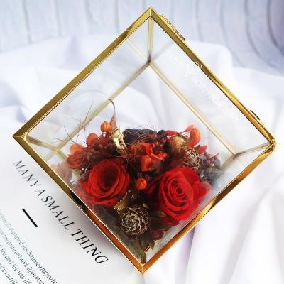 China 446g 16.5*15*14CM Glass Dome Rose For Valentine'S Day for sale