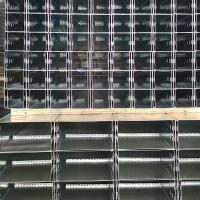 China Smooth Corrosion Resistance Cable Tray Galvanized Steel 2m-6m Hdg Cable Tray for sale