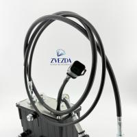China 21EN-32340 24V Throttle Motor OE 21EN-32360 21EN-32380 PBT30GF Fit R210-9 R225-9 R275LC-9T R305LC for sale