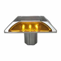 China Custom Solar LED Road Studs IP68 Waterproof Yellow Pavement Marker for sale