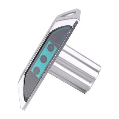 China Solar Powered Cat Eyes Road Reflectors IP68 20 Ton Load Capacity Anti Extreme Weather for sale