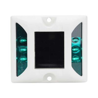 China Aluminium Alloy Solar LED Road Stud 125x110x25mm IP68 Flashed LED Road Reflector for sale