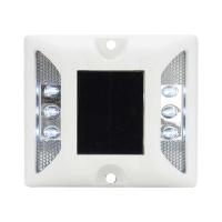 China Solar LED Coloured Road Studs Aluminium Alloy 40T Load Capacity 6 LEDs Flashed for sale
