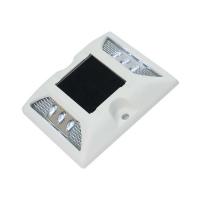 China Solar LED Coloured Road Studs Aluminium Alloy 40T Load Capacity 6 LEDs Flashed for sale