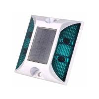 China Aluminum Solar Road Stud Green LED Flashing 20T Load Capacity IP68 for sale