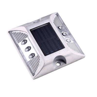 China Aluminum Solar Road Stud 105x105x23mm 6 LED 1000m Visual Distance RSV-A102 for sale