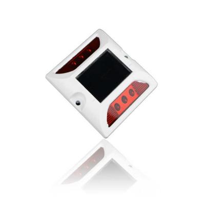 China IP68 Aluminum Solar Road Stud 125x110x25mm Flashing Steady 5 Colors 40T Load for sale