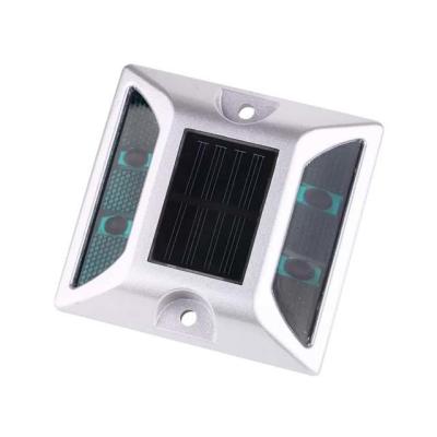 China IP68 Waterproof Aluminum Solar Road Stud 115x110x23mm 4 LED for Parking Lots for sale