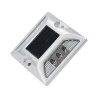 China Anti UV PC Solar LED Road Marker Aluminium Casting Road Stud Light 115x110x23mm IP68 for sale