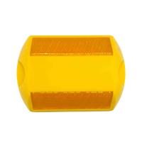 China CE Plastic Road Reflectors PMMA Yellow Road Studs 116x82x18mm Load Capacity 20 Tons for sale