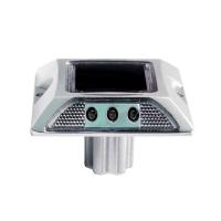 China Solar Powered LED Road Stud Reflector Cat Eye with Shank IP68 20T Load Capacity for sale