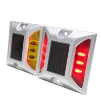China Solar LED Road Stud Reflector 20T Load Capacity IP68 Waterproof Red White Green Blue Yellow for sale