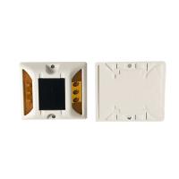 China Aluminum Solar LED Road Stud Reflector 6x5mm Flashing IP68 40T Load Capacity for sale