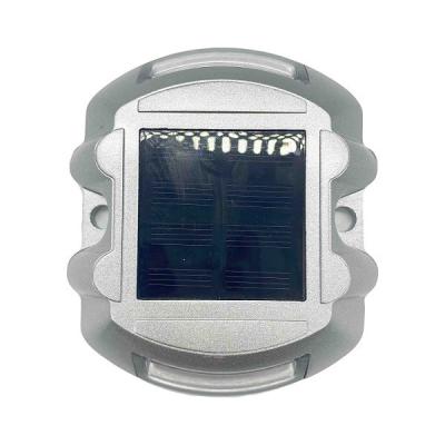 China Solar Road Marker Lights 20T Load Capacity Cat Eyes Road Stud for Heavy Duty Trucks for sale