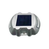 China Solar Road Marker Lights Flashing LED Traffic Warning Cat Eye 110x95x23mm IP68 for sale