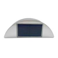 China Half Moon Solar Road Marker Light Aluminium Case IP68 Flashing 20T Load Capacity for sale