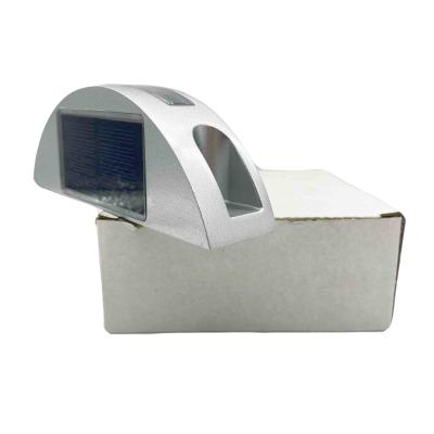 China Solar LED Road Studs Half Moon Aluminum Flashing IP68 20T Load Capacity for sale
