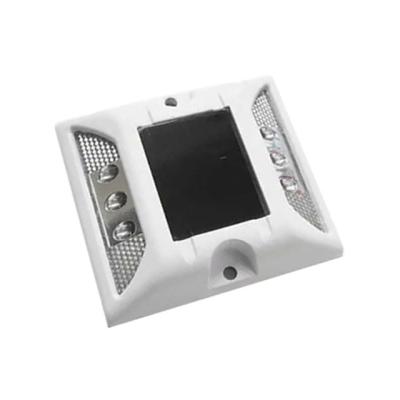 China Aluminum IP68 Solar Road Stud 40T Load Capacity 6 LED Highway Safety Reflector for sale