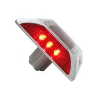China 20T Load Capacity Solar Cat Eye Road Stud LED Warning Light IP68 Aluminum for sale
