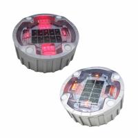 China Embedded Solar Powered Road Stud 75 Tons Load Capacity High Visible 1000m for sale