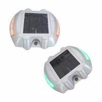 China Solar Cat Eyes Road Stud 6 LED High Brightness IP68 1000m Visibility for sale