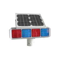 China Solar Traffic Lights LED Road Blinker 30 LEDs 800m Visual Distance 200h Working Time for sale
