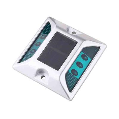 China Solar LED Road Studs 6 LEDs 115x110x23mm Flashing Driveway Marker IP68 for sale