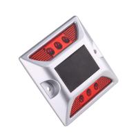 China Solar LED Road Studs 6pcs High Brightness IP68 20T Load Capacity Road Markers for sale