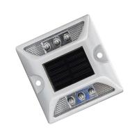 China Solar LED Road Studs 6pcs High Brightness IP68 20T Load Capacity Road Markers for sale