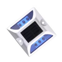 China Solar LED Road Studs Aluminum Cat Eyes 20T Load Capacity IP68 Waterproof 115x110x23mm for sale
