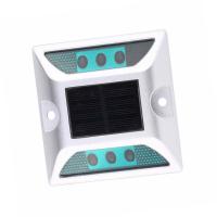 China IP68 Waterproof Solar Road Stud 20T Load Capacity 1000m Visibility LED Cat Eye Light for sale