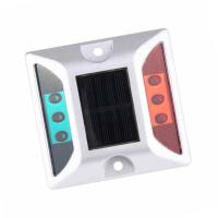 China IP68 Waterproof Solar Road Stud 20T Load Capacity 1000m Visibility LED Cat Eye Light for sale